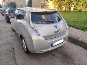 Grey Nissan Leaf 2012 in Klaipeda, with an engine capacity of 0.00 L and mileage of 153 thousand km for 2100 €, photo 5 on AUTOMOTO.COM.LV