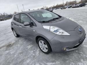 Grey Nissan Leaf 2014 in Marijampole, with an engine capacity of 0.00 L and mileage of 199 thousand km for 2550 €, photo 3 on AUTOMOTO.COM.LV