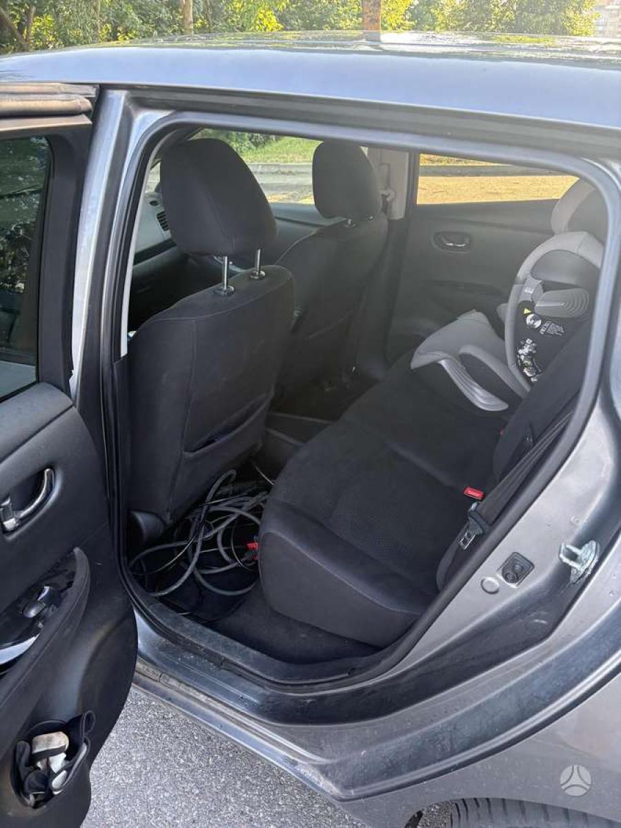 Grey Nissan Leaf 2014 in Vilnius, with an engine capacity of 0.00 L and mileage of 168 thousand km for 3550 €, photo 14 on AUTOMOTO.COM.LV