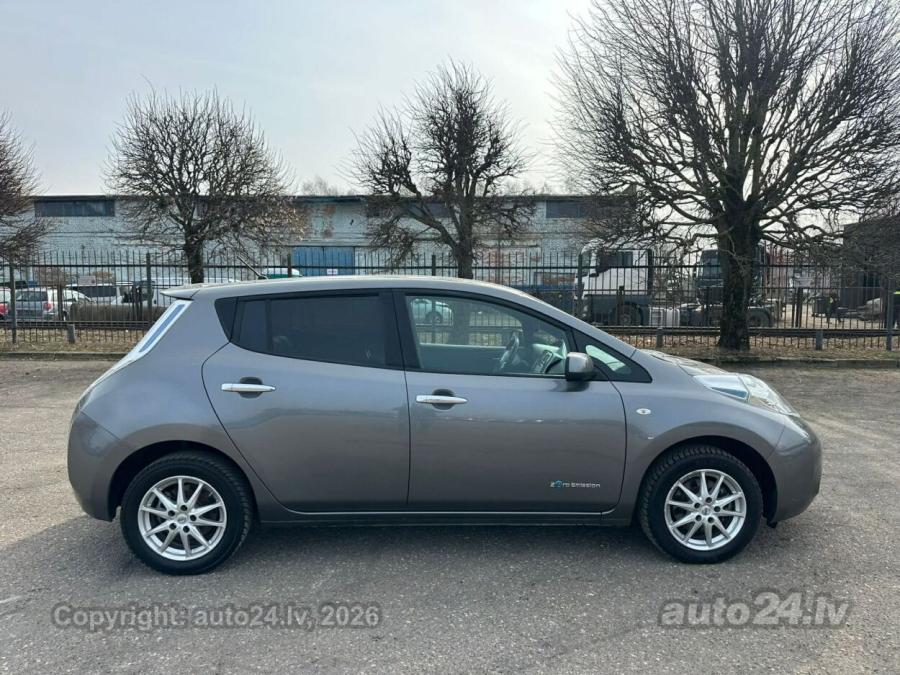 Grey Nissan Leaf 2015 in Tallinn, with an engine capacity of 0.00 L and mileage of 70 thousand km for 6500 €, photo 13 on AUTOMOTO.COM.LV
