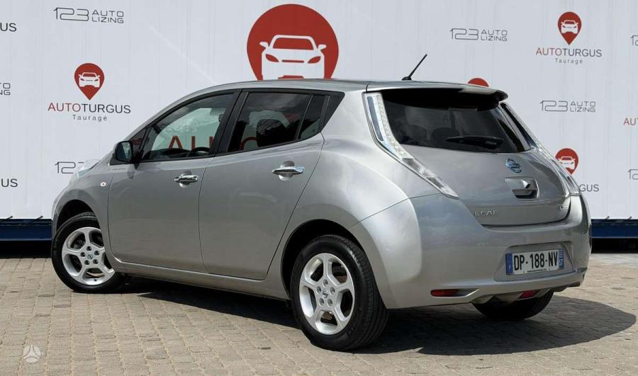 Grey Nissan Leaf 2015 in Taurage, with an engine capacity of 0.00 L and mileage of 73 thousand km for 5300 €, photo 19 on AUTOMOTO.COM.LV