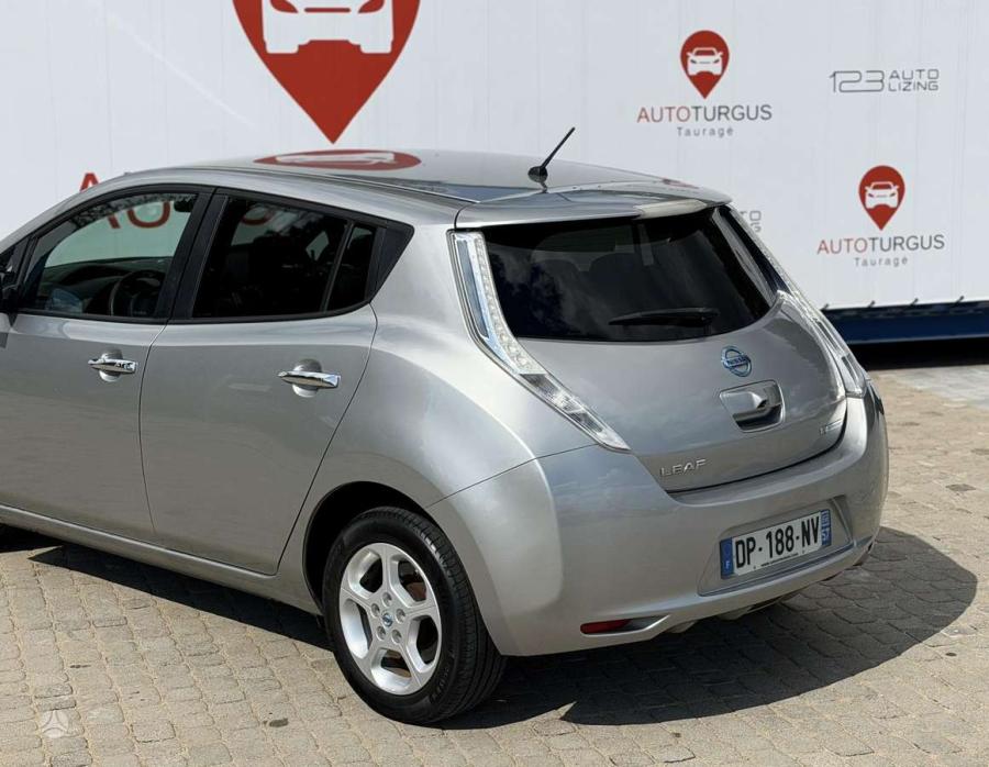 Grey Nissan Leaf 2015 in Taurage, with an engine capacity of 0.00 L and mileage of 73 thousand km for 5300 €, photo 20 on AUTOMOTO.COM.LV
