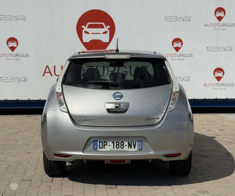 Grey Nissan Leaf 2015 in Taurage, with an engine capacity of 0.00 L and mileage of 73 thousand km for 5300 €, photo 21 on AUTOMOTO.COM.LV