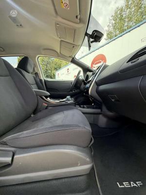 Grey Nissan Leaf 2015 in Taurage, with an engine capacity of 0.00 L and mileage of 73 thousand km for 5300 €, photo 29 on AUTOMOTO.COM.LV