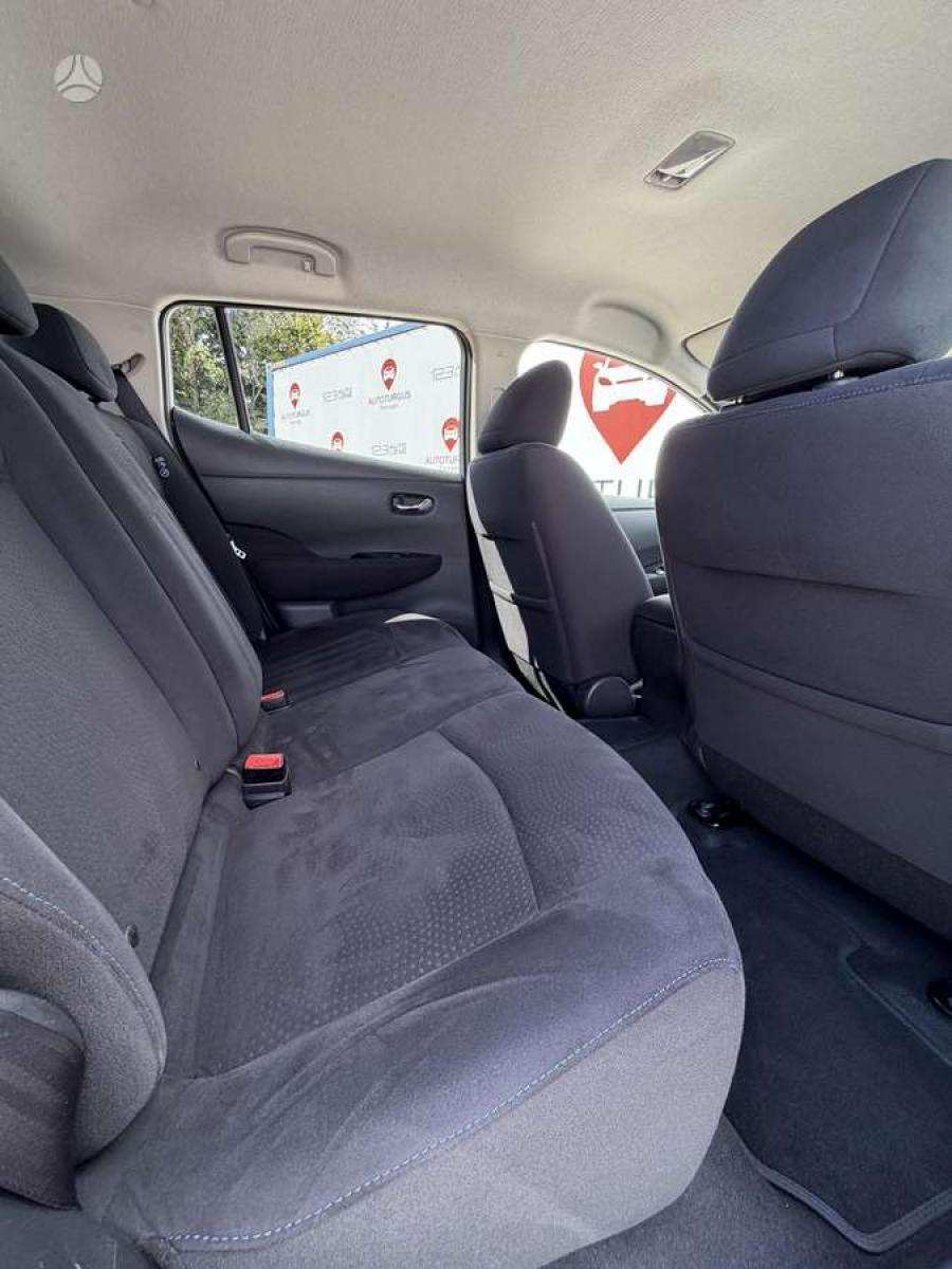 Grey Nissan Leaf 2015 in Taurage, with an engine capacity of 0.00 L and mileage of 73 thousand km for 5300 €, photo 31 on AUTOMOTO.COM.LV