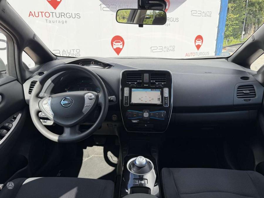 Grey Nissan Leaf 2015 in Taurage, with an engine capacity of 0.00 L and mileage of 73 thousand km for 5300 €, photo 36 on AUTOMOTO.COM.LV