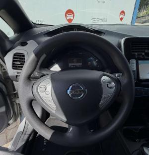 Grey Nissan Leaf 2015 in Taurage, with an engine capacity of 0.00 L and mileage of 73 thousand km for 5300 €, photo 41 on AUTOMOTO.COM.LV