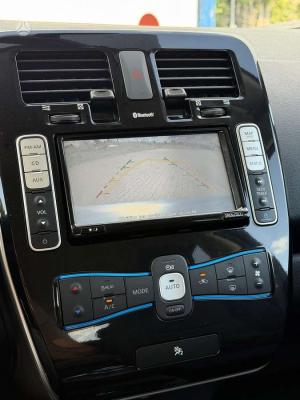 Grey Nissan Leaf 2015 in Taurage, with an engine capacity of 0.00 L and mileage of 73 thousand km for 5300 €, photo 47 on AUTOMOTO.COM.LV