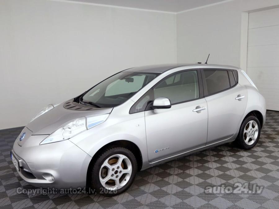 Pelēks Nissan Leaf 2016 Tallina, ar dzinēja tilpumu 0.00 L un nobraukumu 254 tūkst. km par 2599 €, foto 2 vietnē AUTOMOTO.COM.LV
