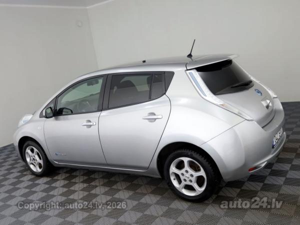 Grey Nissan Leaf 2016 in Tallinn, with an engine capacity of 0.00 L and mileage of 254 thousand km for 2599 €, photo 4 on AUTOMOTO.COM.LV
