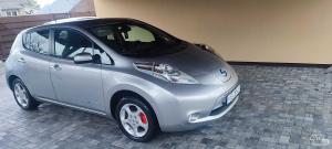 Pelēks Nissan Leaf 2016 Klaipėda, ar dzinēja tilpumu 0.00 L un nobraukumu 49 tūkst. km par 6300 €, foto  vietnē AUTOMOTO.COM.LV