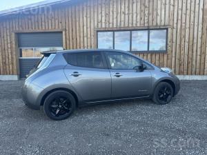 Grey Nissan Leaf 2017 in Cesis, with an engine capacity of 0.00 L and mileage of 153 thousand km for 6900 €, photo 8 on AUTOMOTO.COM.LV