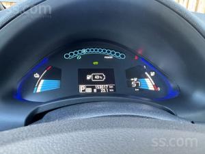 Grey Nissan Leaf 2017 in Cesis, with an engine capacity of 0.00 L and mileage of 153 thousand km for 6900 €, photo 13 on AUTOMOTO.COM.LV