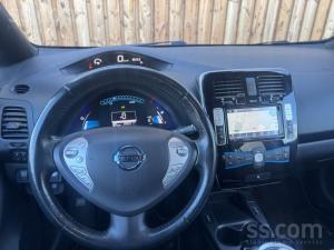 Grey Nissan Leaf 2017 in Cesis, with an engine capacity of 0.00 L and mileage of 153 thousand km for 6900 €, photo 14 on AUTOMOTO.COM.LV