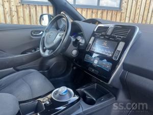Grey Nissan Leaf 2017 in Cesis, with an engine capacity of 0.00 L and mileage of 153 thousand km for 6900 €, photo 19 on AUTOMOTO.COM.LV