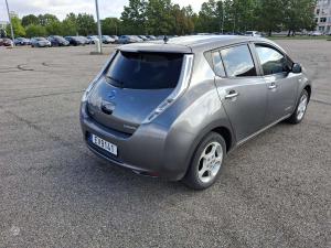 Grey Nissan Leaf 2017 in Kaunas, with an engine capacity of 0.00 L and mileage of 137 thousand km for 5250 €, photo 4 on AUTOMOTO.COM.LV