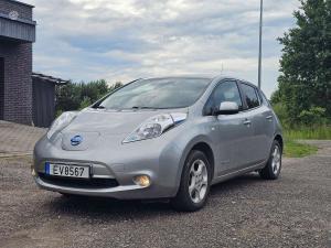 Grey Nissan Leaf 2017 in Vilnius, with an engine capacity of 0.00 L and mileage of 142 thousand km for 4000 €, photo 9 on AUTOMOTO.COM.LV
