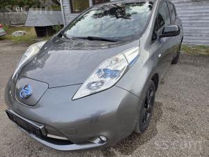Pelēks Nissan Leaf 2017 Valmiera, ar dzinēja tilpumu 0.00 L un nobraukumu 154 tūkst. km par 6200 €, foto  vietnē AUTOMOTO.COM.LV