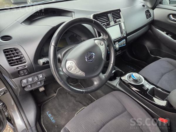 Nissan Leaf 2017 Valmiera vietnē Pelēks Nissan Leaf 2017 Valmiera, ar dzinēja tilpumu 0.00 L un nobraukumu 154 tūkst. km par 6200 €, foto 8 vietnē AUTOMOTO.COM.LV