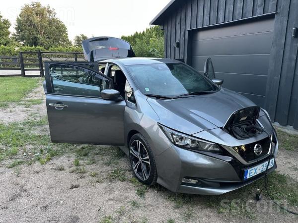 Pelēks Nissan Leaf 2018 Ventspils, ar dzinēja tilpumu 0.00 L un nobraukumu 140 tūkst. km par 8600 €, foto 4 vietnē AUTOMOTO.COM.LV