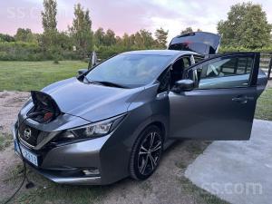 Pelēks Nissan Leaf 2018 Ventspils, ar dzinēja tilpumu 0.00 L un nobraukumu 140 tūkst. km par 8600 €, foto 6 vietnē AUTOMOTO.COM.LV