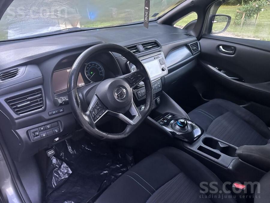 Pelēks Nissan Leaf 2018 Ventspils, ar dzinēja tilpumu 0.00 L un nobraukumu 140 tūkst. km par 8600 €, foto 12 vietnē AUTOMOTO.COM.LV