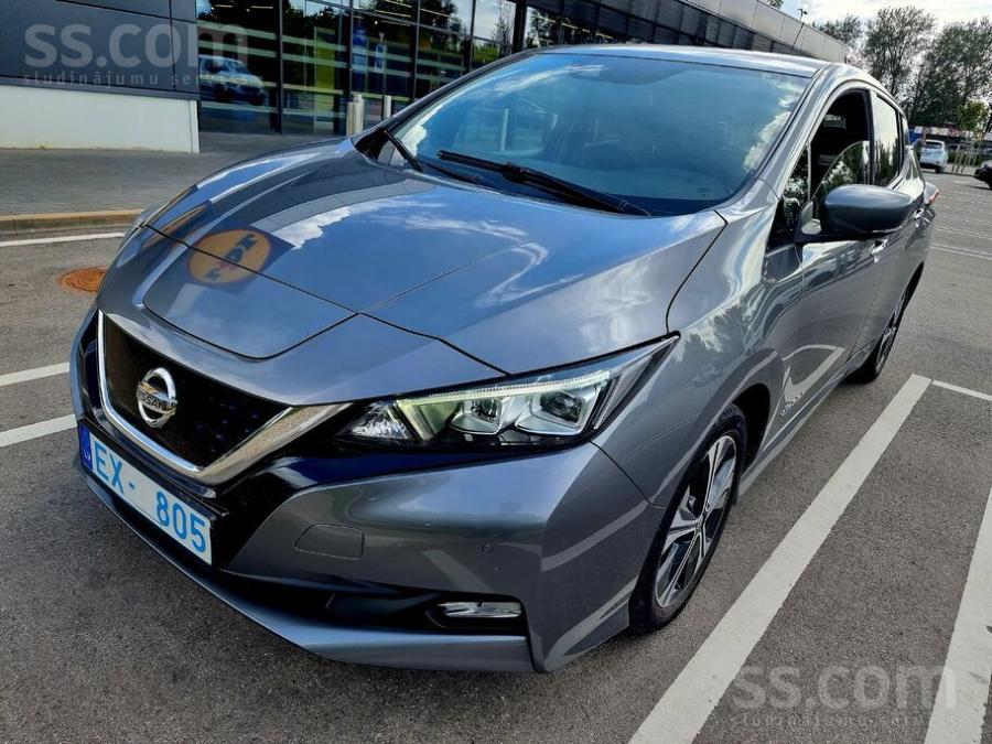 Grey Nissan Leaf 2018 in Riga, with an engine capacity of 0.00 L and mileage of 232 thousand km for 9750 €, photo 1 on AUTOMOTO.COM.LV