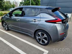 Grey Nissan Leaf 2018 in Riga, with an engine capacity of 0.00 L and mileage of 232 thousand km for 9750 €, photo 4 on AUTOMOTO.COM.LV