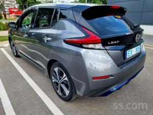 Grey Nissan Leaf 2018 in Riga, with an engine capacity of 0.00 L and mileage of 232 thousand km for 9750 €, photo 5 on AUTOMOTO.COM.LV