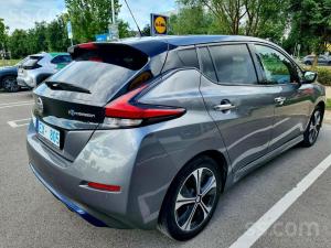 Grey Nissan Leaf 2018 in Riga, with an engine capacity of 0.00 L and mileage of 232 thousand km for 9750 €, photo 6 on AUTOMOTO.COM.LV