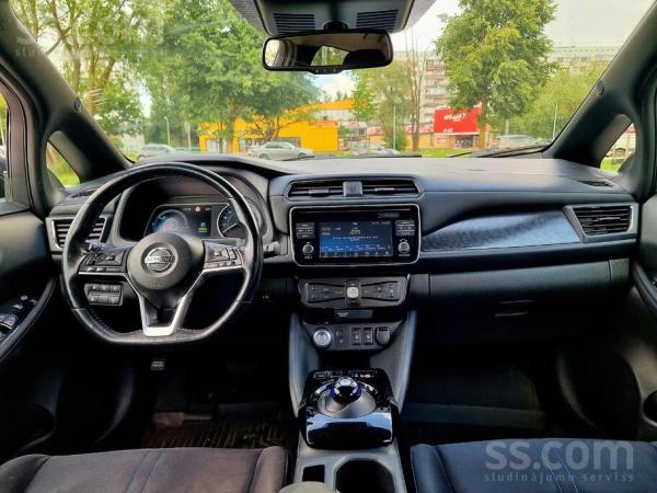 Grey Nissan Leaf 2018 in Riga, with an engine capacity of 0.00 L and mileage of 232 thousand km for 9750 €, photo 10 on AUTOMOTO.COM.LV