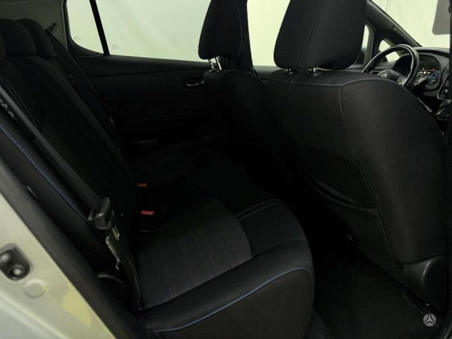 Grey Nissan Leaf 2018 in Vilnius, with an engine capacity of 0.00 L and mileage of 112 thousand km for 9900 €, photo 13 on AUTOMOTO.COM.LV