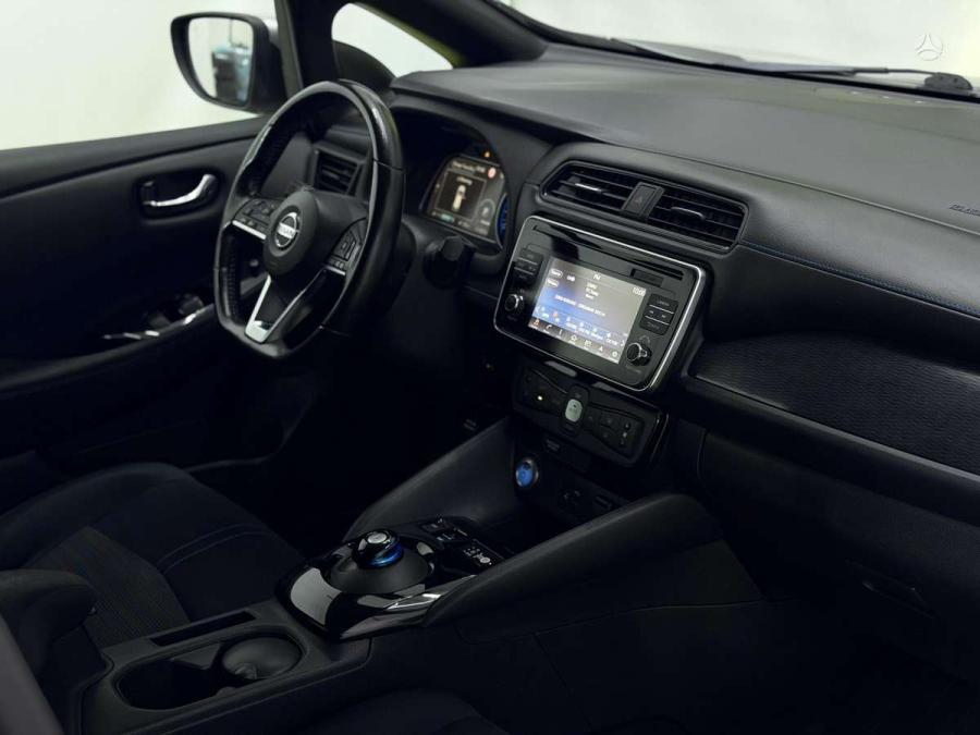 Grey Nissan Leaf 2018 in Vilnius, with an engine capacity of 0.00 L and mileage of 112 thousand km for 9900 €, photo 15 on AUTOMOTO.COM.LV