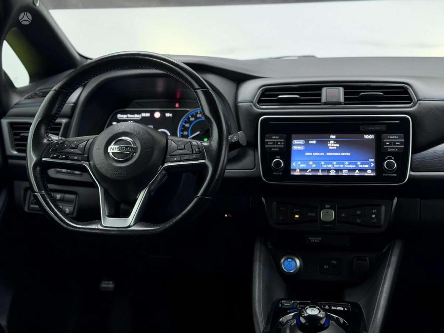 Grey Nissan Leaf 2018 in Vilnius, with an engine capacity of 0.00 L and mileage of 112 thousand km for 9900 €, photo 16 on AUTOMOTO.COM.LV