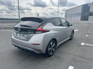 Pelēks Nissan Leaf 2018 Viļņa, ar dzinēja tilpumu 0.00 L un nobraukumu 109 tūkst. km par 9500 €, foto 7 vietnē AUTOMOTO.COM.LV