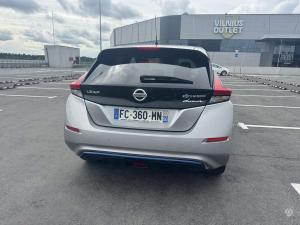 Pelēks Nissan Leaf 2018 Viļņa, ar dzinēja tilpumu 0.00 L un nobraukumu 109 tūkst. km par 9500 €, foto 27 vietnē AUTOMOTO.COM.LV