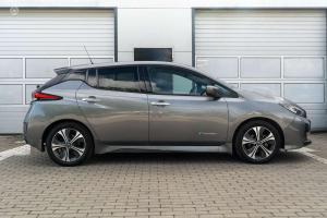 Grey Nissan Leaf 2018 in Vilnius, with an engine capacity of 0.00 L and mileage of 150 thousand km for 8950 €, photo 3 on AUTOMOTO.COM.LV