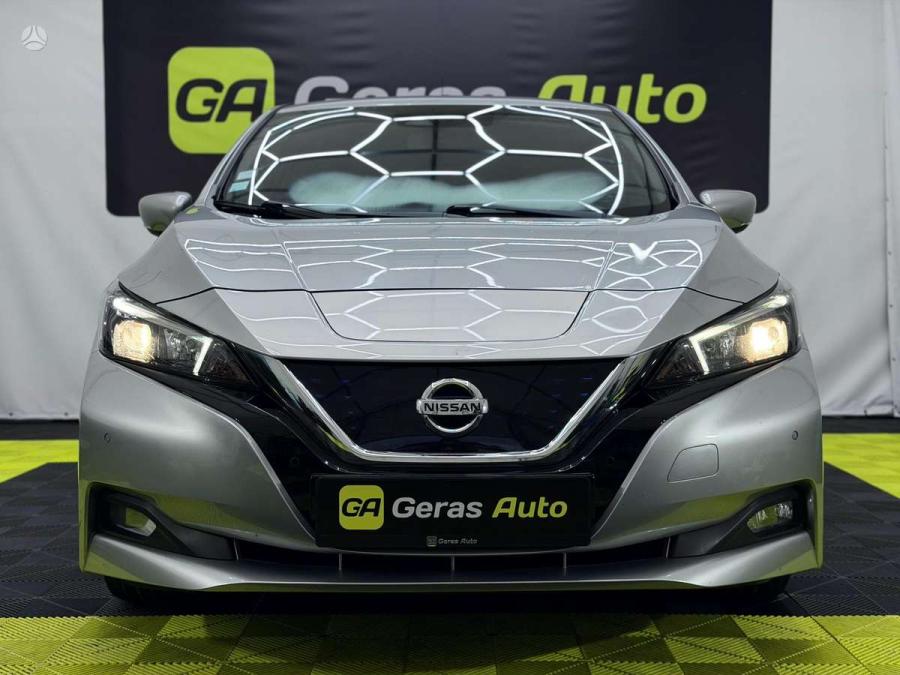 Grey Nissan Leaf 2018 in Vilnius, with an engine capacity of 0.00 L and mileage of 112 thousand km for 9900 €, photo 3 on AUTOMOTO.COM.LV
