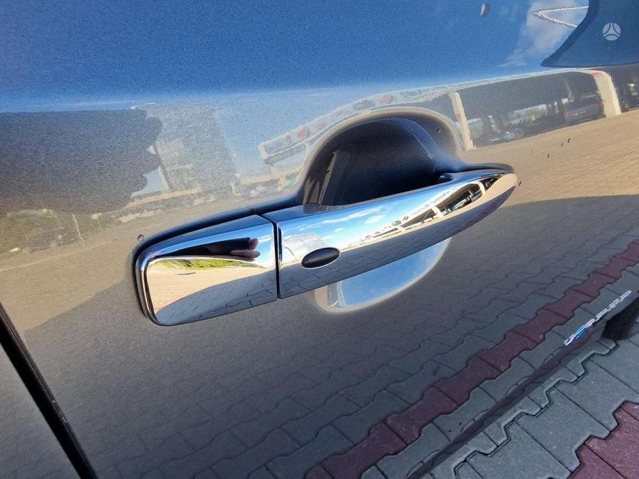 Pelēks Nissan Leaf 2018 Viļņa, ar dzinēja tilpumu 0.00 L un nobraukumu 52 tūkst. km par 12900 €, foto 15 vietnē AUTOMOTO.COM.LV