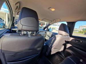 Pelēks Nissan Leaf 2018 Viļņa, ar dzinēja tilpumu 0.00 L un nobraukumu 52 tūkst. km par 12900 €, foto 18 vietnē AUTOMOTO.COM.LV