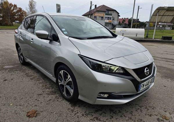 Grey Nissan Leaf 2019 in Klaipeda, with an engine capacity of 0.00 L and mileage of 118 thousand km for 10200 €, photo 1 on AUTOMOTO.COM.LV