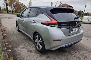 Pelēks Nissan Leaf 2019 Klaipėda, ar dzinēja tilpumu 0.00 L un nobraukumu 118 tūkst. km par 10200 €, foto 2 vietnē AUTOMOTO.COM.LV