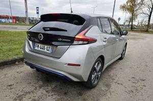 Pelēks Nissan Leaf 2019 Klaipėda, ar dzinēja tilpumu 0.00 L un nobraukumu 118 tūkst. km par 10200 €, foto 5 vietnē AUTOMOTO.COM.LV