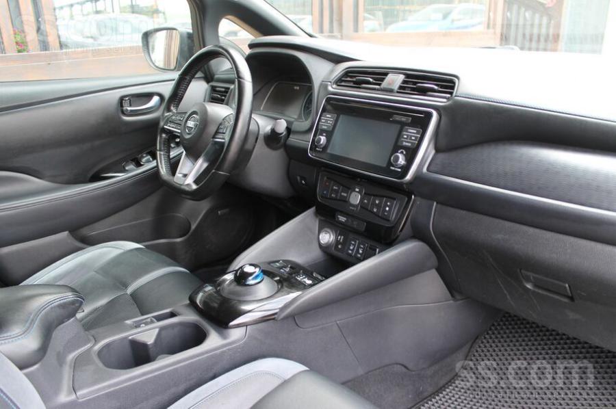 Grey Nissan Leaf 2019 in Riga, with an engine capacity of 0.00 L and mileage of 0 thousand km for 1122 €, photo 12 on AUTOMOTO.COM.LV