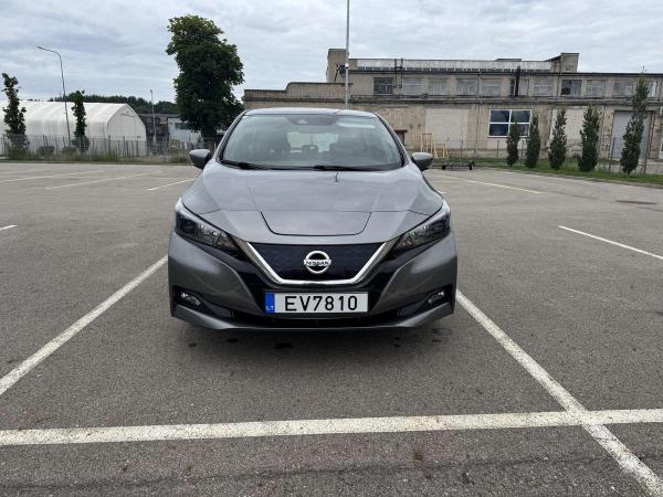 Grey Nissan Leaf 2019 in Kaunas, with an engine capacity of 0.00 L and mileage of 76 thousand km for 13500 €, photo 1 on AUTOMOTO.COM.LV