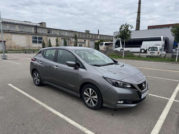 Grey Nissan Leaf 2019 in Kaunas, with an engine capacity of 0.00 L and mileage of 76 thousand km for 13500 €, photo 6 on AUTOMOTO.COM.LV