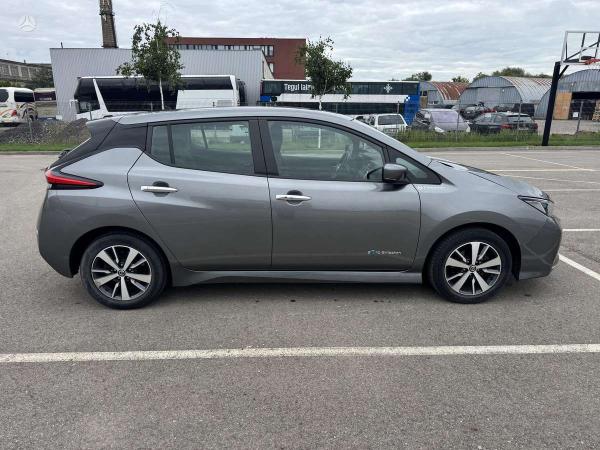 Grey Nissan Leaf 2019 in Kaunas, with an engine capacity of 0.00 L and mileage of 76 thousand km for 13500 €, photo 7 on AUTOMOTO.COM.LV