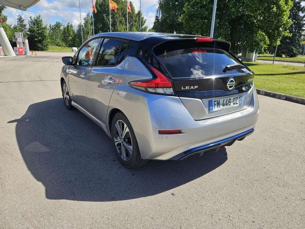 Grey Nissan Leaf 2019 in Taurage, with an engine capacity of 0.00 L and mileage of 127 thousand km for 9300 €, photo 2 on AUTOMOTO.COM.LV