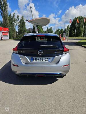 Pelēks Nissan Leaf 2019 Tauragė, ar dzinēja tilpumu 0.00 L un nobraukumu 127 tūkst. km par 9300 €, foto 9 vietnē AUTOMOTO.COM.LV