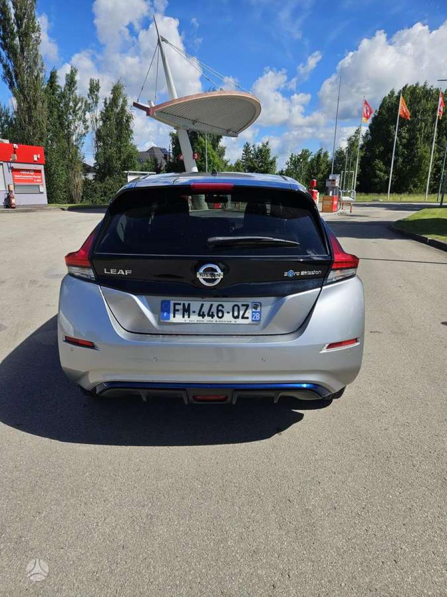 Pelēks Nissan Leaf 2019 Tauragė, ar dzinēja tilpumu 0.00 L un nobraukumu 127 tūkst. km par 9300 €, foto 9 vietnē AUTOMOTO.COM.LV